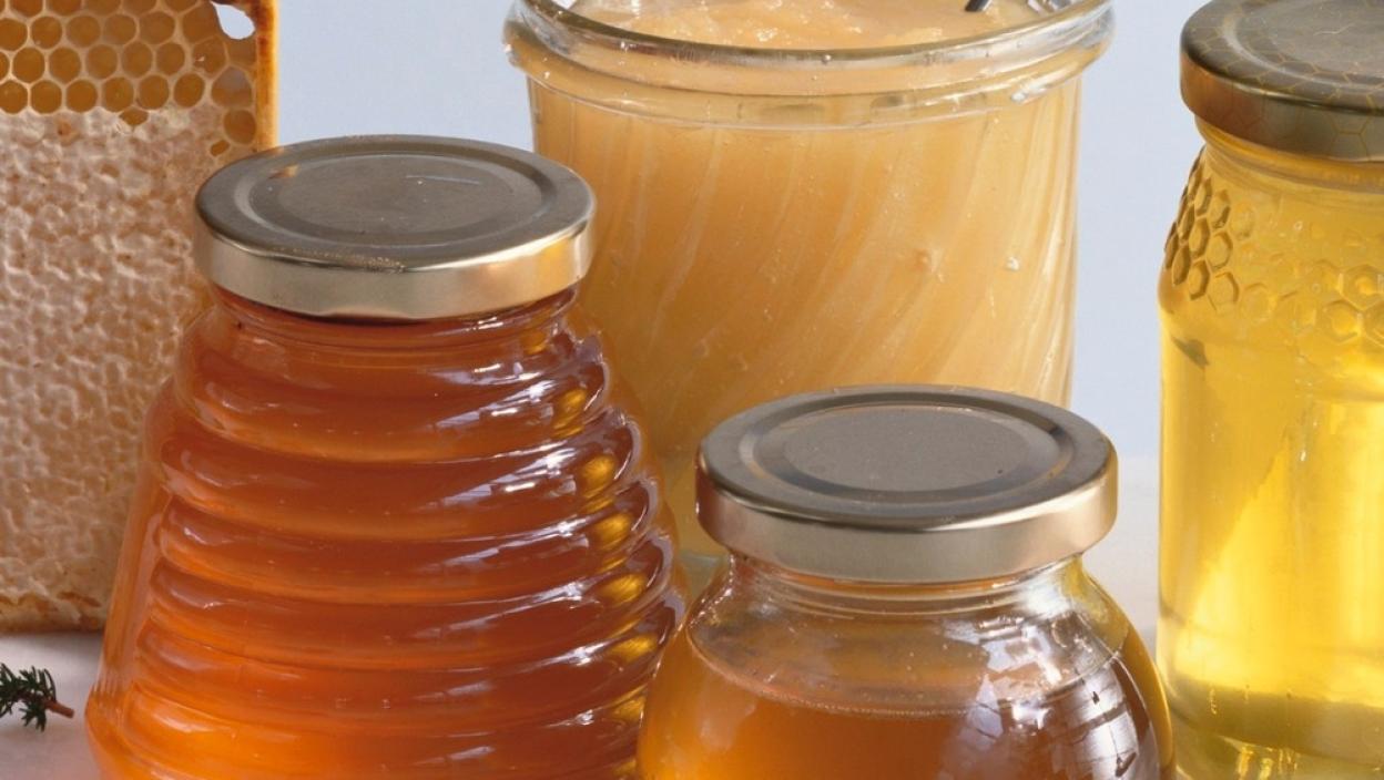 ОВО МОРАТЕ ДА ЗНАТЕ: МЕД је набољи АНТИБИОТИК! Ево које све тегобе лечи