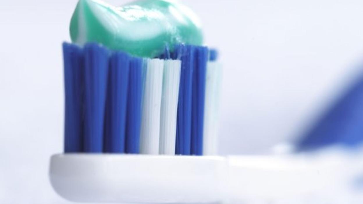 Koristimo izraze KALADONT, FRIŽIDER, SELOTEJP... Da li znate kako su ...