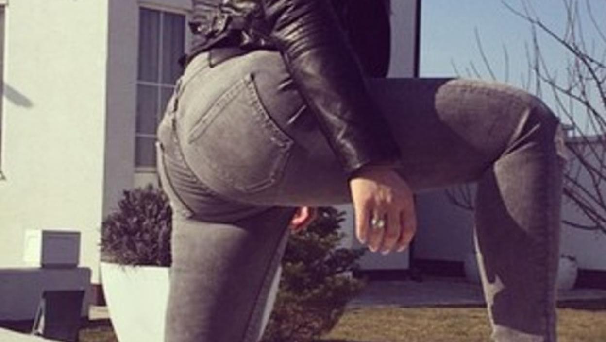 NE, NIJE KIM: Znate li čija je ovo guza? (FOTO) - Srbija danas