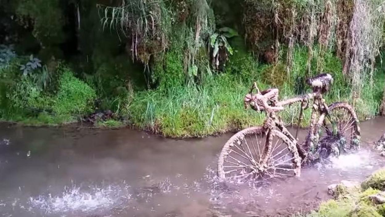 "УКЛЕТИ" БУНАР КОЈИ ПРЕТВАРА ПРЕДМЕТЕ У КАМЕН: Легенда каже да је крај ...