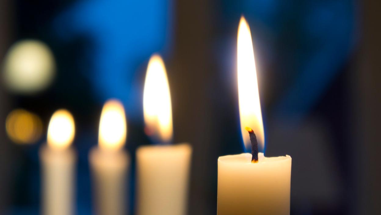 NAPUSTILA NAS LEGENDA! Preminuo jedan od najvećih glumaca "Sa velikom ...