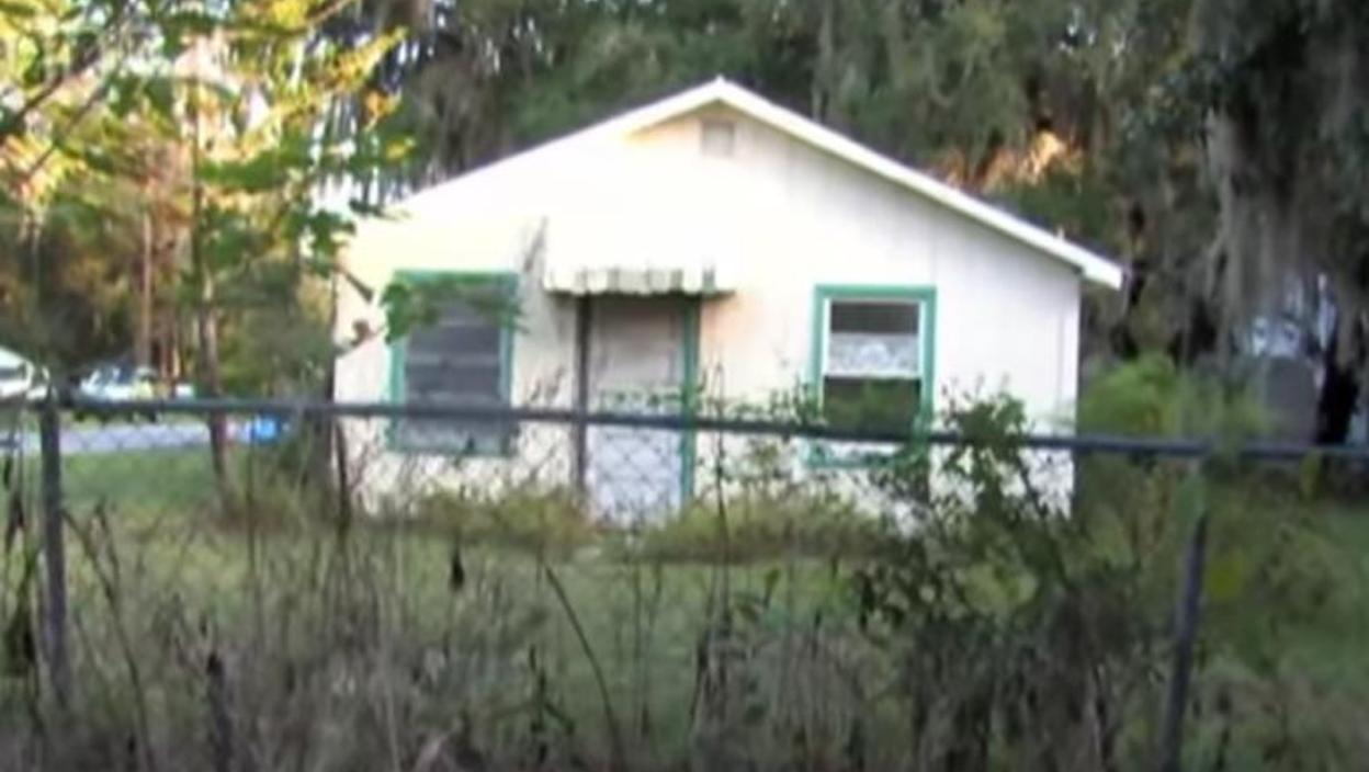 JEZA! Prijavili su BIZARNU pojavu u OVOJ kući, a kada je policajac ...