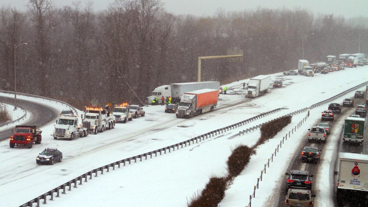 SAOBRAĆAJ PREKINUT Iskliznule cisterne sa amonijakom na pruzi Niš-Zaječar - Srbija danas