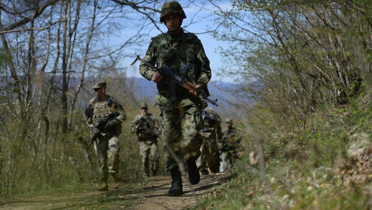 "VRABAC" DRON BOMBARDER: Uteruje strah pod kožu kopnenim snagama neprijatelja, ponos Vojske ...