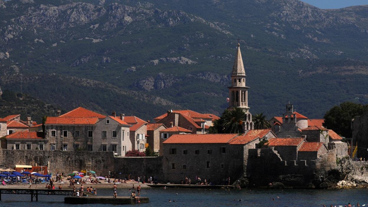 SRPSKA DECA PROŠLA KROZ PAKAO NA LETOVANJU U BUDVI: Najpre ih smestili ...