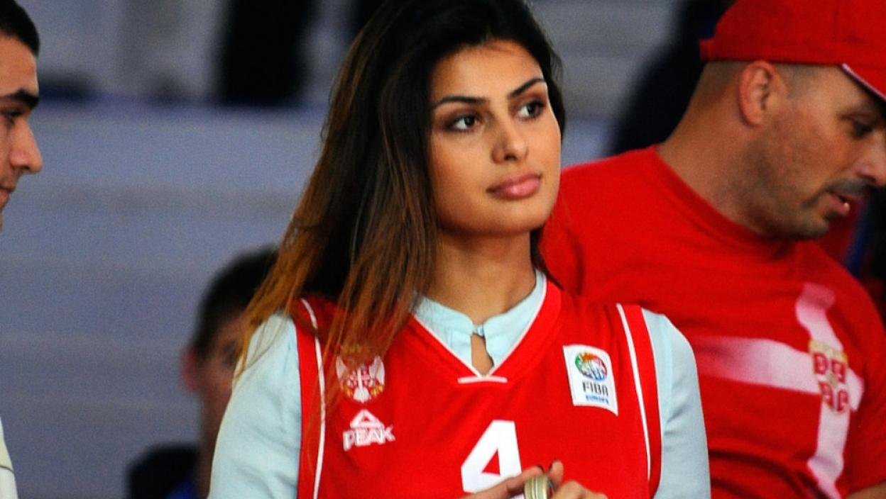 MINA JE SUPRUGA KOŠARKAŠA NEMANJE NEDOVIĆA: Može da mu PARIRA po ...