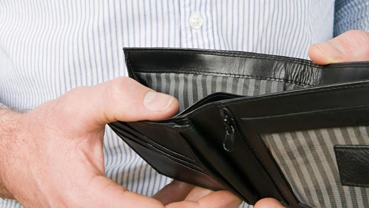 NOVAC ĆETE UVEK IMATI - potrebno je da nacrtate ovaj ZNAK na parčetu ...