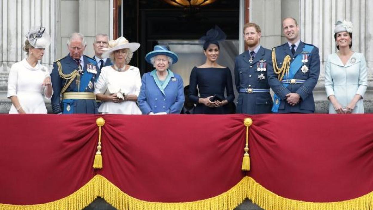 BAKINGEMSKA PALATA ĆE SE TRESTI: Kraljevski biograf izneo ŠOKANTNE ...