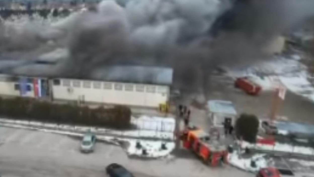 OBLAK DIMA PREKRIO GRAD: Prvi snimci sa mesta nesreće u Subotici ...