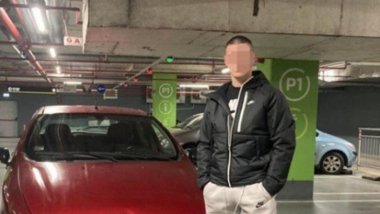 PRE NEGO ŠTO SU GA UPUCALI U GLAVU, MALI GOKSI NAPADNUT SEKIROM ...