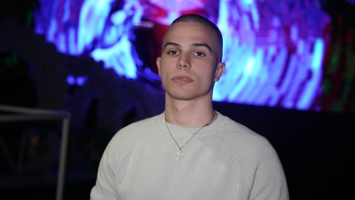 Vojaž je miljenik devojčica, a tek da mu vidite BRATA! Mnogi tvrde da ...