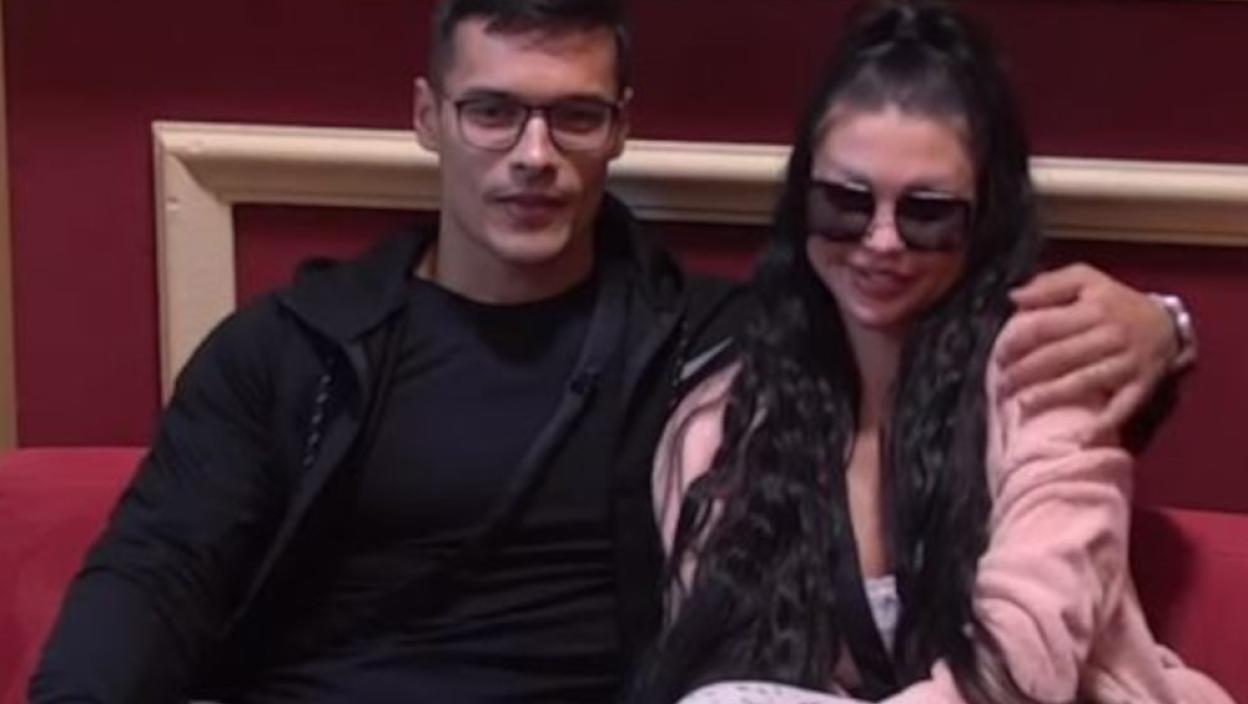 NAPRAVILI OPŠTU POMETNJU! Markov ''kokošinjac'' POLUDEO zbog njegovih kadrova sa Majom - ONA ...