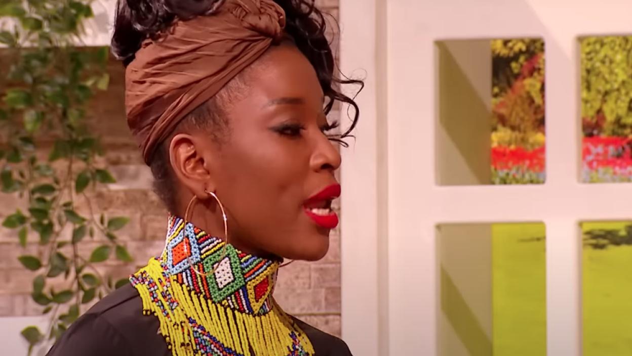 SRPSKA SNAJKA IZ ZULU PLEMENA UZVRAĆA UDARAC: Naledi Repaja besna zbog ...