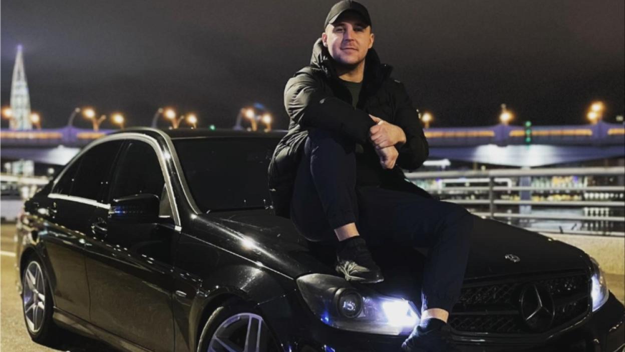 ALEKSANDAR TOTMIN SE HVALIO LUKSUZNIM ŽIVOTOM Otkriveno ko je ko u ...