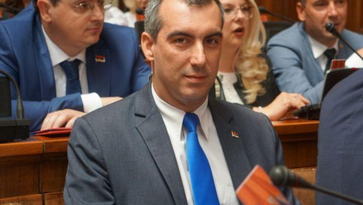 ORLIĆ PORUČIO HULIGANIMA IZ OPOZICIJE: Od lažnog imena “Srbija protiv ...