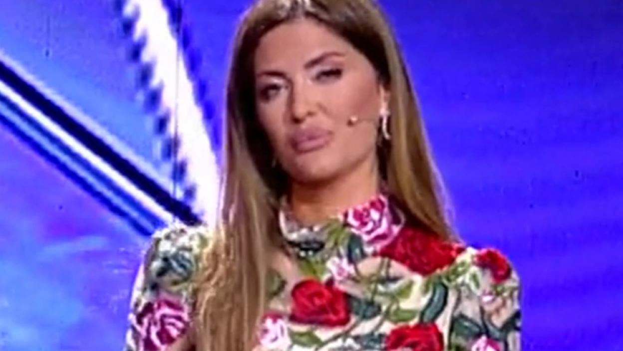 Ani Radulović pala leva strana lica i ZATVORILO joj se oko - Voditeljka ...