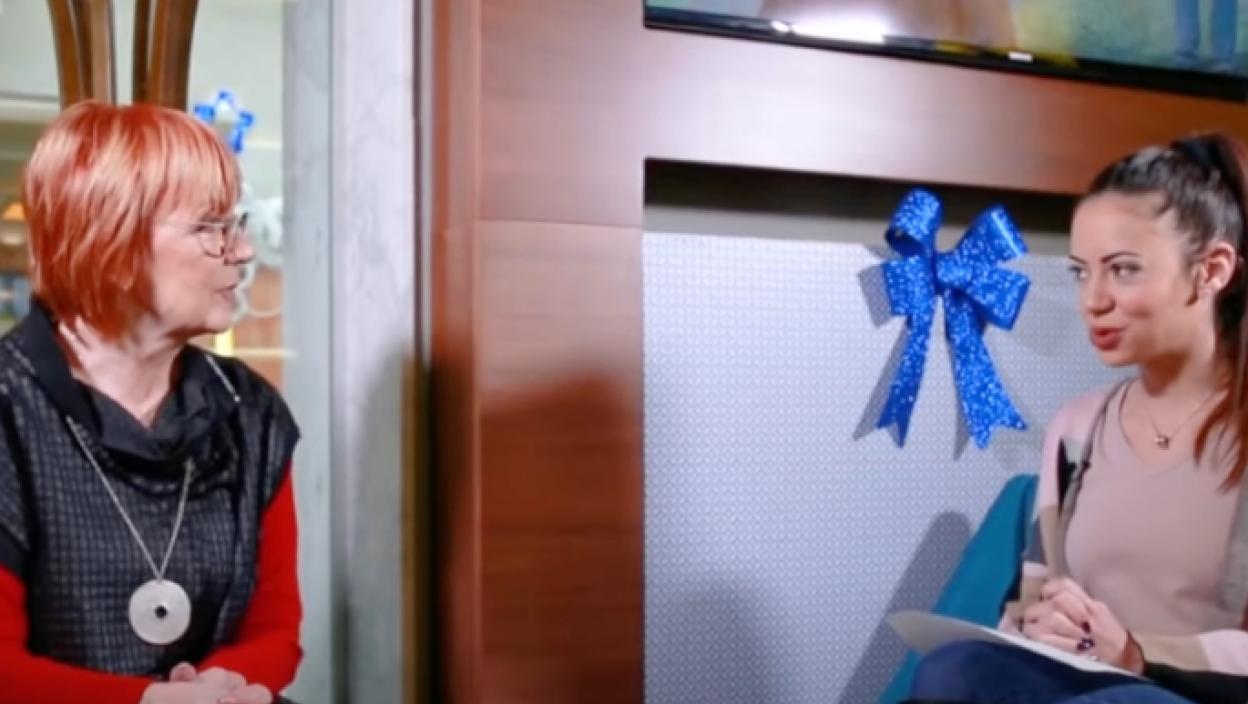 Ova naša voditeljka je kći poznatog direktora koji se sporazumeo SA ...