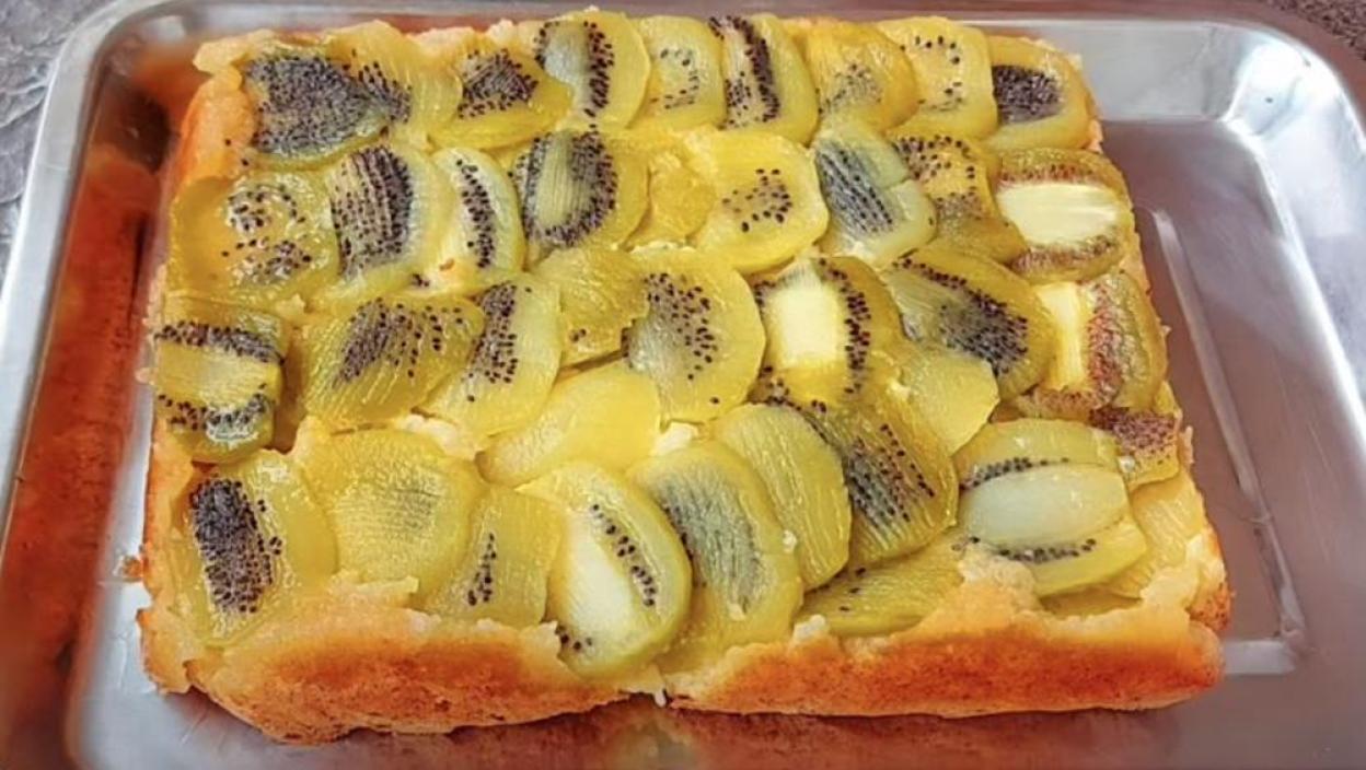 KOLAČ SA KIVIJEM - Osvežavajuće poslastica iz bakine kuhinje, brzo i ...