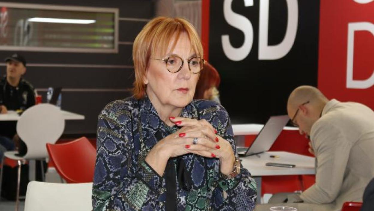 "Slikaš golu zadnjicu i pričaš o majčinstvu" Vedrana Rudan se obrušila ...